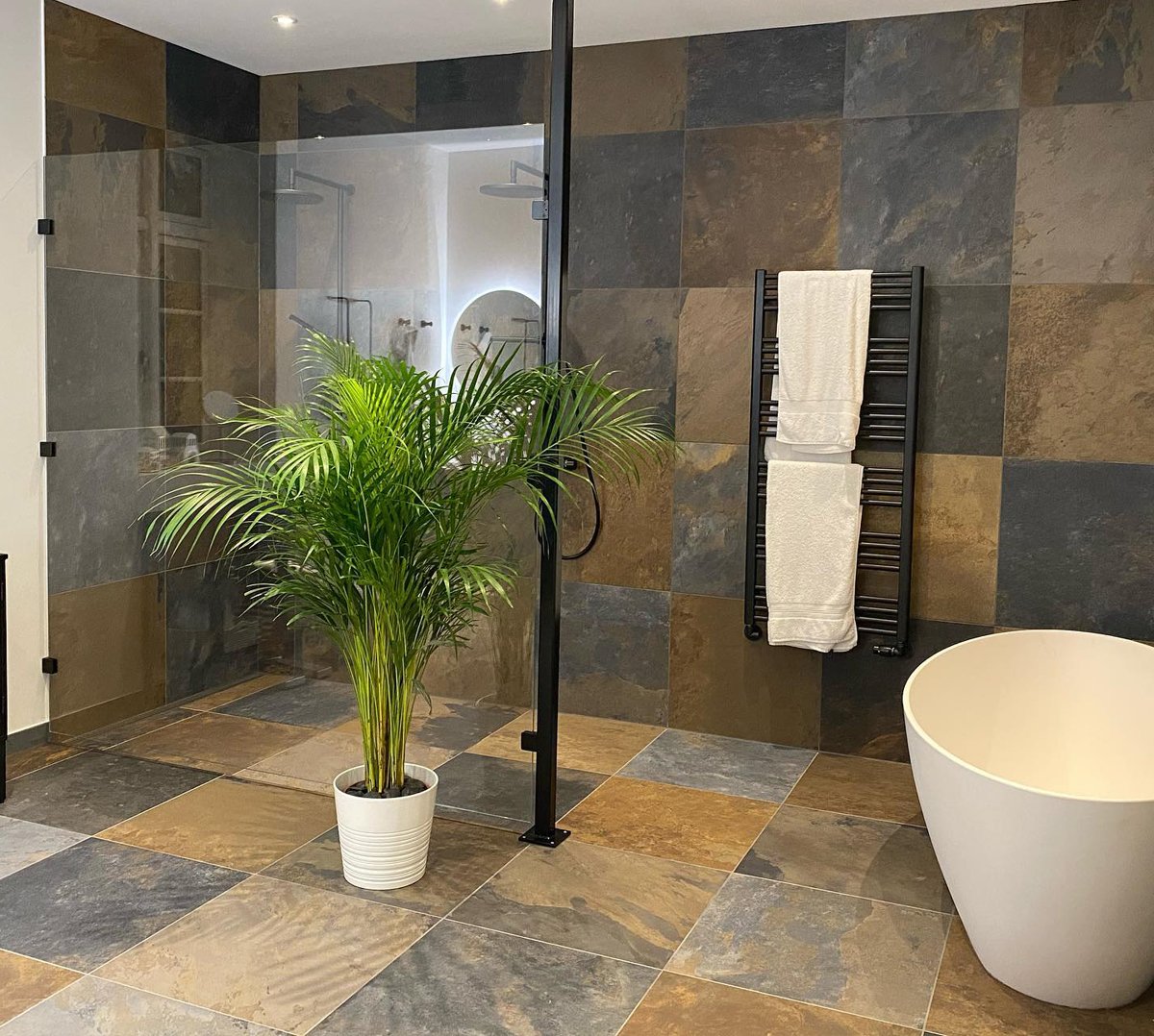 Fliser til badeværelse | Find fliser & klinker til badeværelset